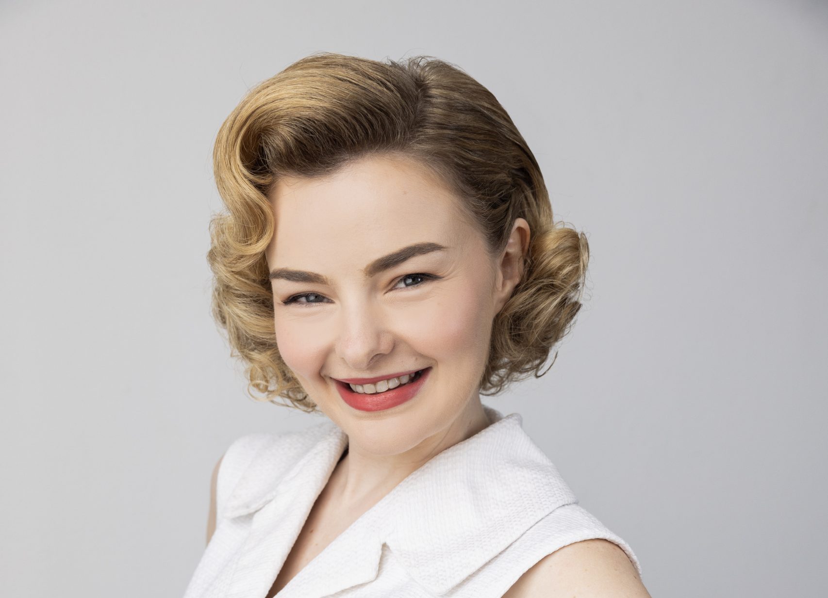 Book Abby Howells - Hire For Your Next Event